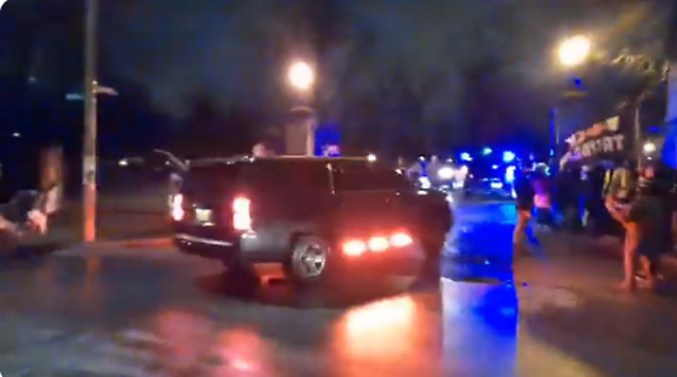Trudeau's motorcade by Protestors in Windsor, Ontario - Easton Spectator